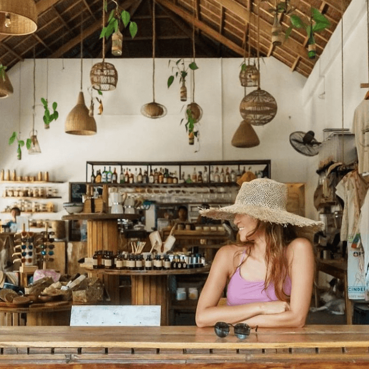 Siargao Nightlife: Top 9 Best Bars & Party Schedule 2024