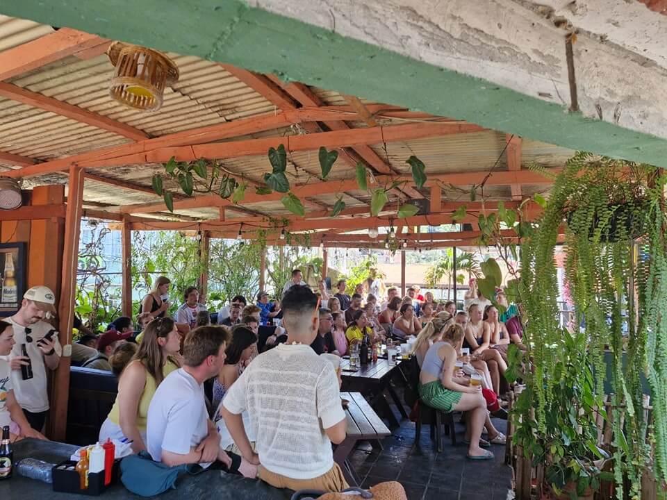 San Pedro La Laguna Nightlife: Top 5 BEST Bars